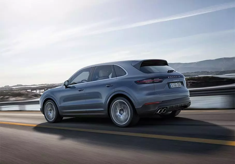 Porsche anyar Cayenne: Skass anyar, roda pungkur sareng tombol touch 57894_5