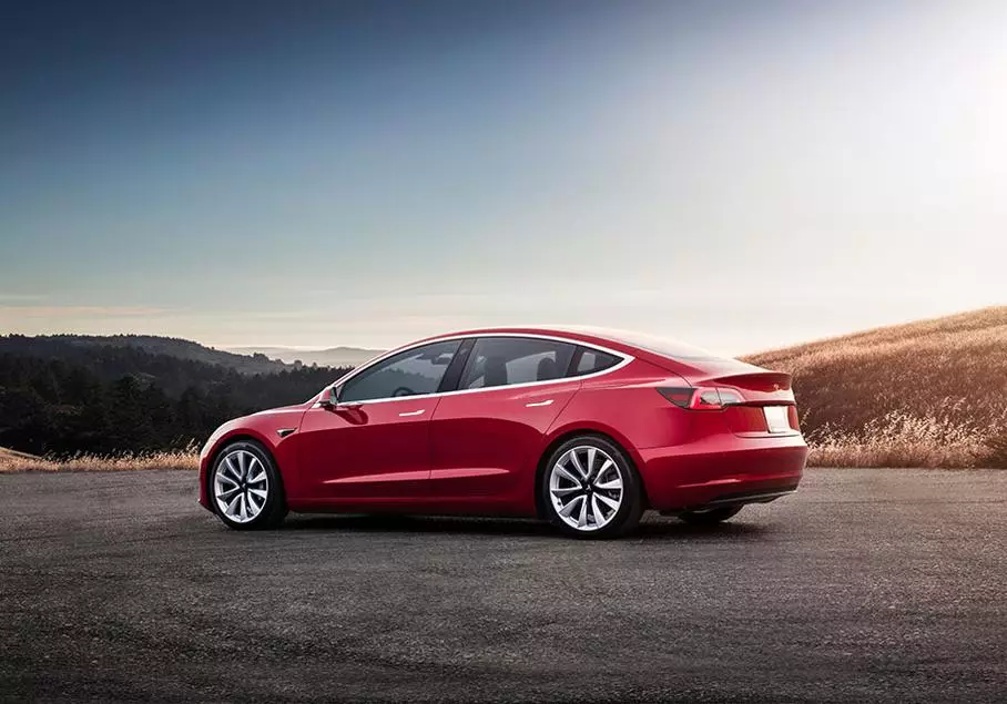 Težave z izdajo Tesla Model 3: Naslednja oprema v Nemčiji