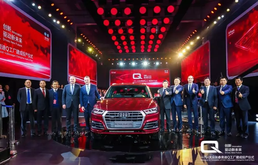 Audi provedl prodloužený Q5 s bází kola A6 58691_2