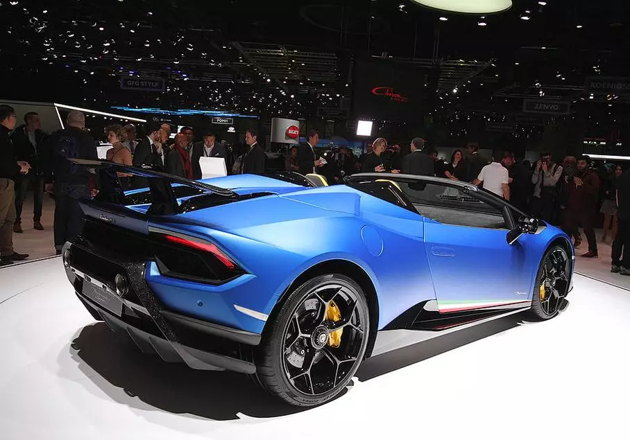 Ən yaxşı Lamborghini Huracan damdan məhrum oldu 59474_4