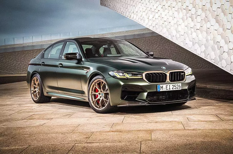 Supersedan BMW M5 CS、ステアリングホイール付きのミニとテスラ：最も重要な週に最も重要な 59974_2