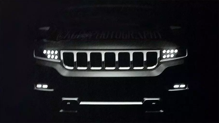 Parādījās pirmais jaunā Jeep SUV attēls 5997_1