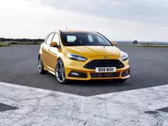 Ford sevimli rəngləri və rus avtomobil sahiblərinin seçimlərini tapdı 60359_2