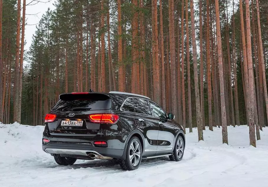 W Rosji zaktualizowana Kia Sorento Prime pojawi się w lutym 61534_4