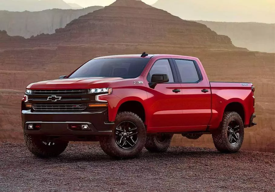 Chevrolet Silverado har blitt oppdatert. Nå er han 