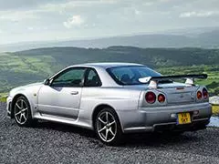 Sjelden Nissan Skyline GT-R uten løp og i fabrikkfilmen vil bli satt opp for salg 61569_2