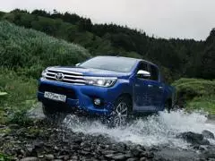 Toyota reaģē Krievijā deviņi tūkstoši Hilux pikaps 61974_2