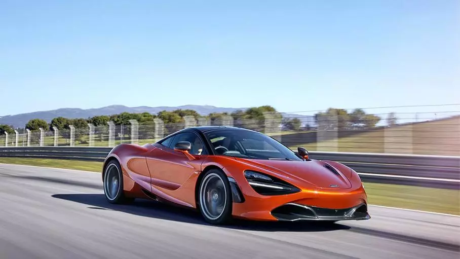 McLaren «зарядить» суперкар 720S 62297_3