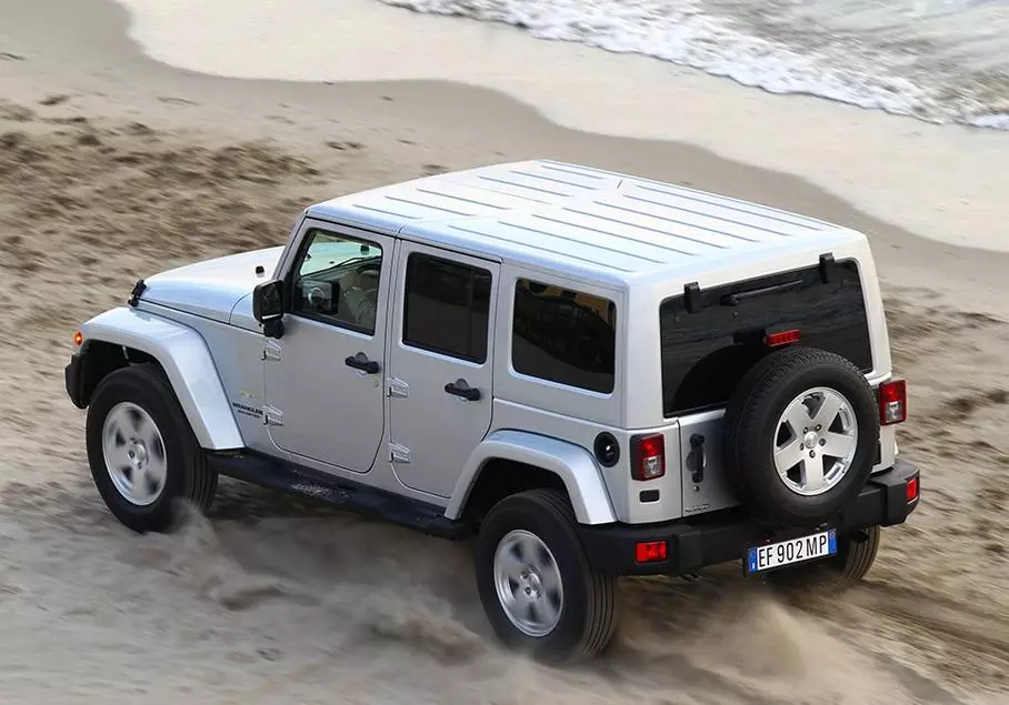 Наступны Jeep Wrangler атрымае новы поўны прывад 62713_1