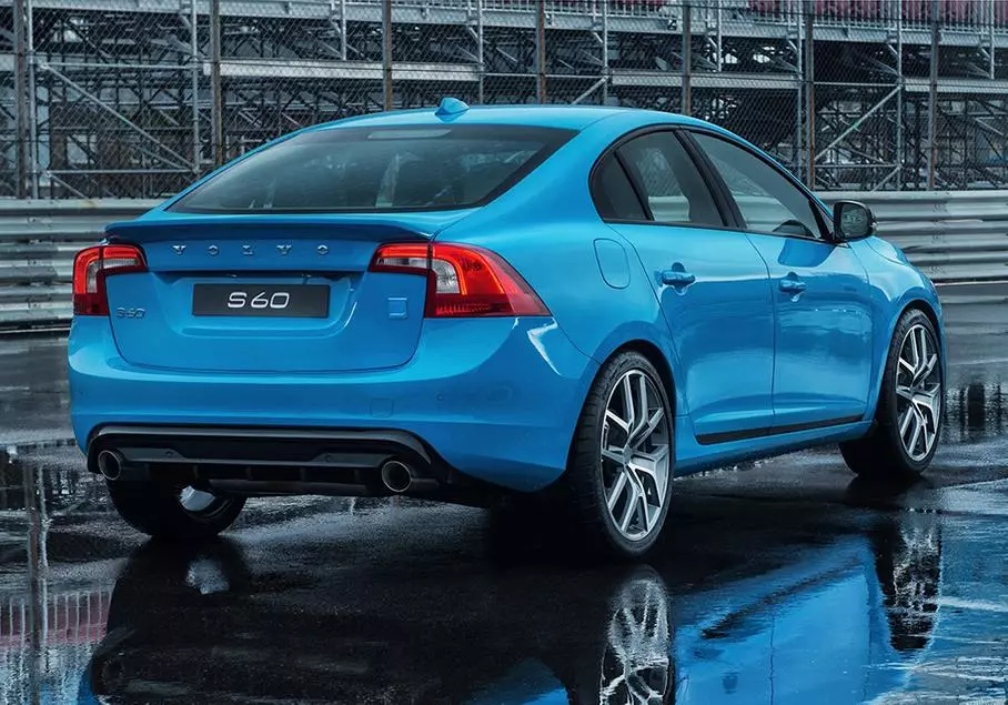 Rūpnīcas uztvērējs Volvo padarīs 600 spēcīgu sporta automašīnu 63539_1