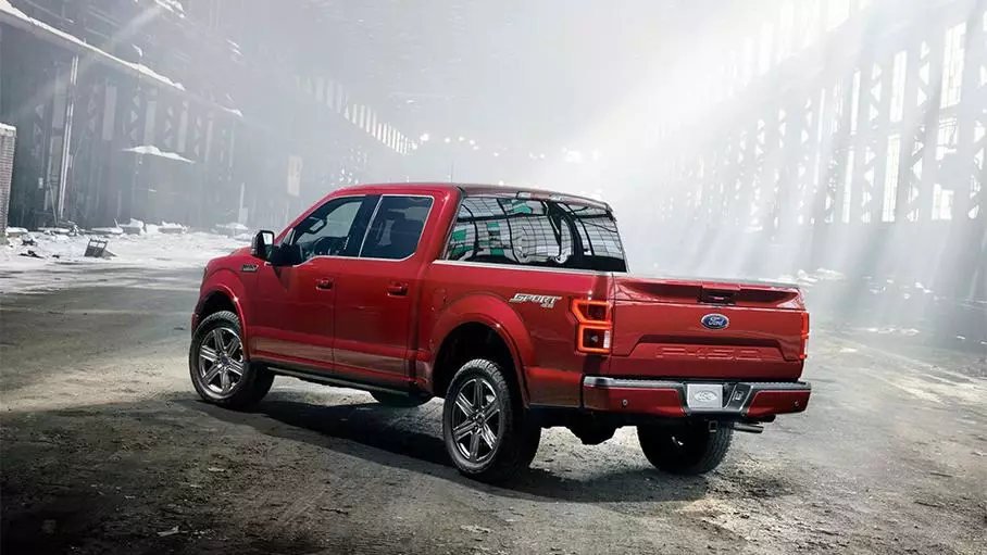 পিকআপ ফোর্ড F-150 প্রথমবারের মতো একটি ডিজেল ইঞ্জিন পেয়েছে 66841_3