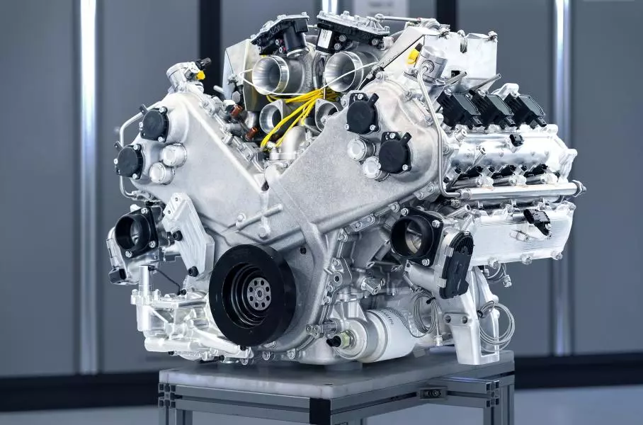 Aston Martin atachukua nafasi ya motors v8 na v12 hybrid 