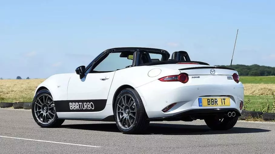 Tunertët britanikë ofruan pronarët e motorit turbo MX-5 68503_2