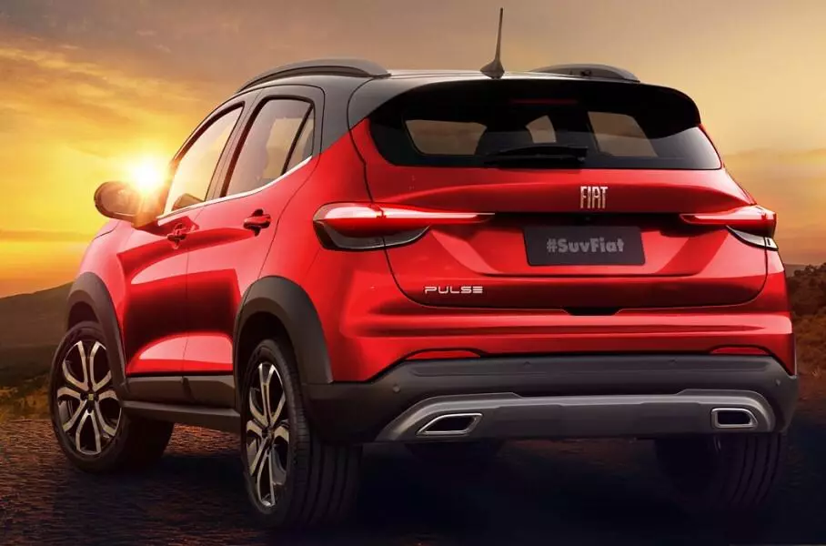 Yeni kompakt Fiat Crossover başlıq qazandı 698_2