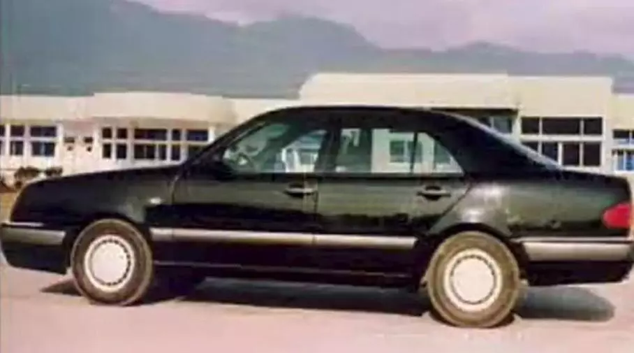 Geely Number 01: Mercedes Clone no Chassi Audi 70373_10