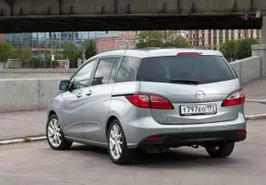 Mazda5: משפחה 7072_3