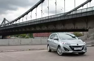 Mazda5: Сімейність 7072_6