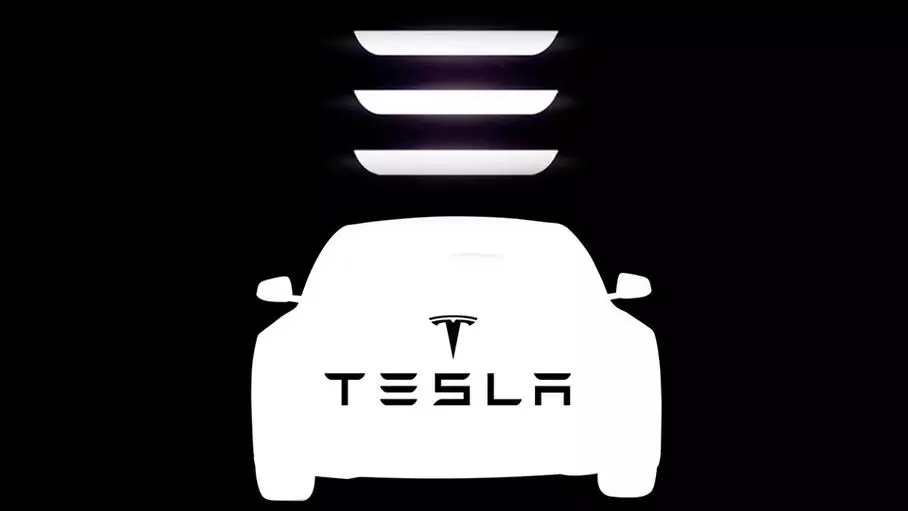 Adidas Tesla'yı intihalde suçladı 70914_1