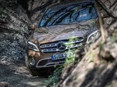 Mercedes-Benz- ը պատասխանում է Ռուսաստանում 11 մոդելներ 7274_2