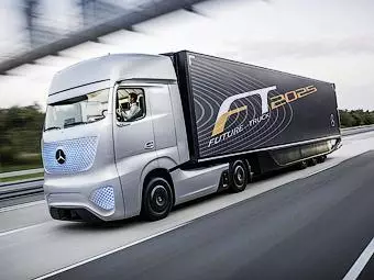 Truck offer Mercedes-Benz gan Autopilot 7382_1