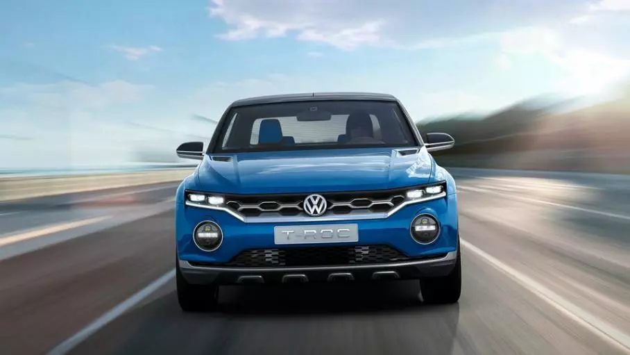 Ainmníodh uainiú an chuma ar an gcrossover ar bhonn gailf Volkswagen 73936_1