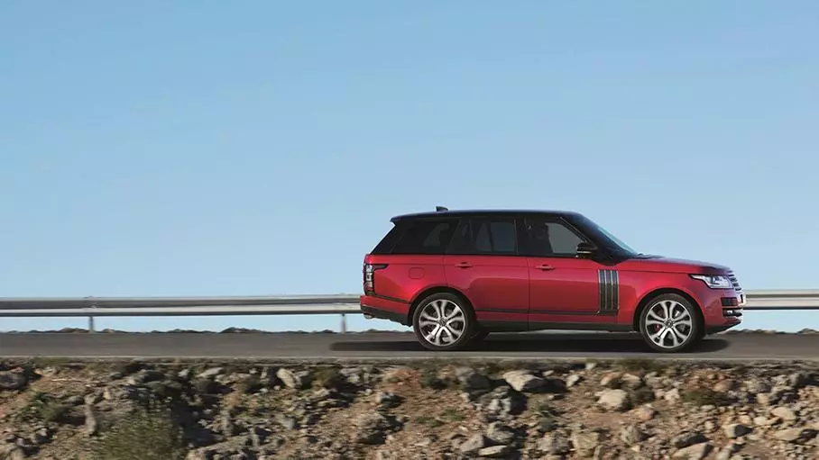 Luxurious Range Rover has become more dynamic 76666_2