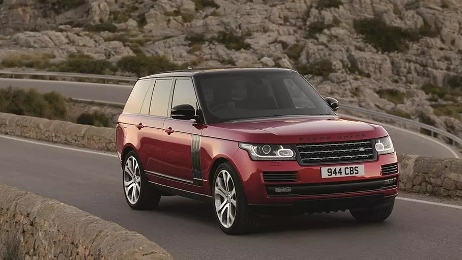 Luxurious Range Rover has become more dynamic 76666_3