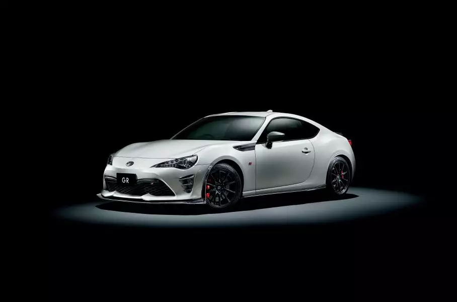 Versio Toyota GT86 de Gazoo Racing montris en video 77548_1