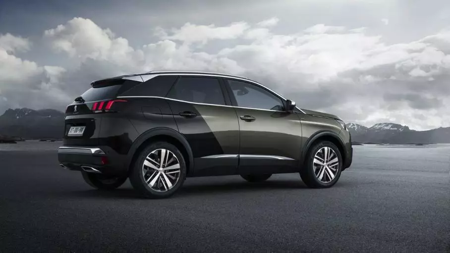 New Peugeot 3008 yowonjezera 