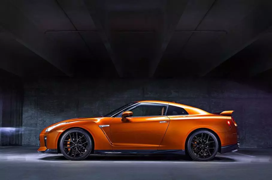 Det fanns detaljer om Nissan GT-R New Generation 7902_2