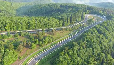 Vokiečių autoklub nusprendė nusipirkti Nürburgring 79574_3