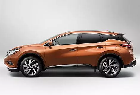 Gideklarar nga bag-ong Nissan Murano 7991_2