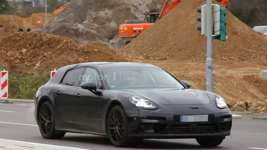 Spies fotografió la estación Wagon Porsche Panamera 80045_2