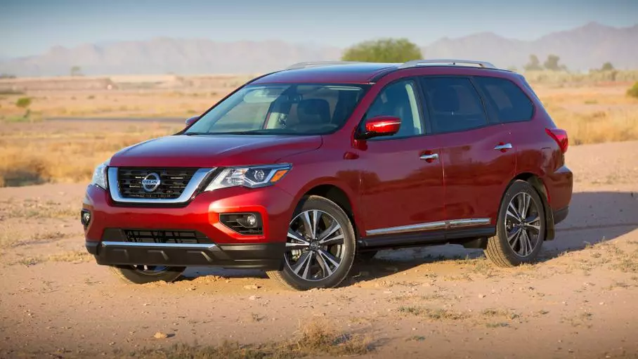 Nissan добави кръстосана мощност на Pathfinder 8032_1