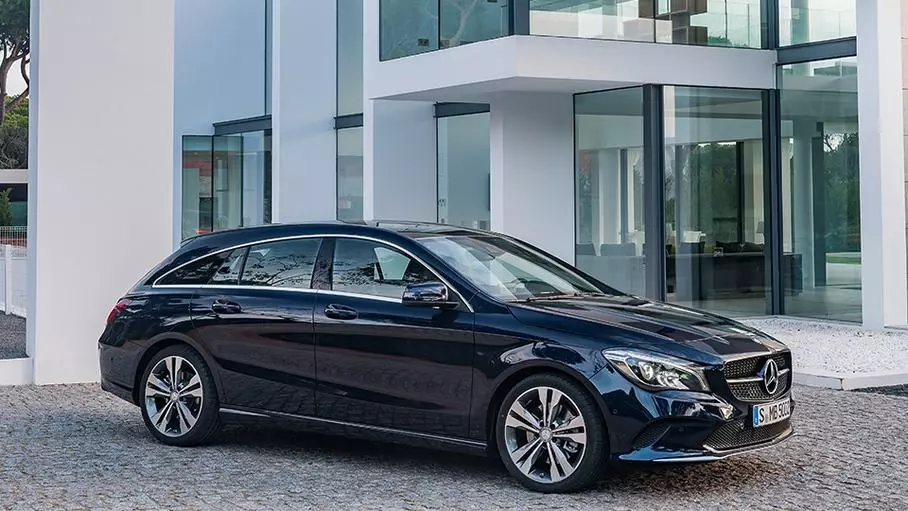 Mercedes-Benz ha aggiornato la famiglia CLA 80553_1