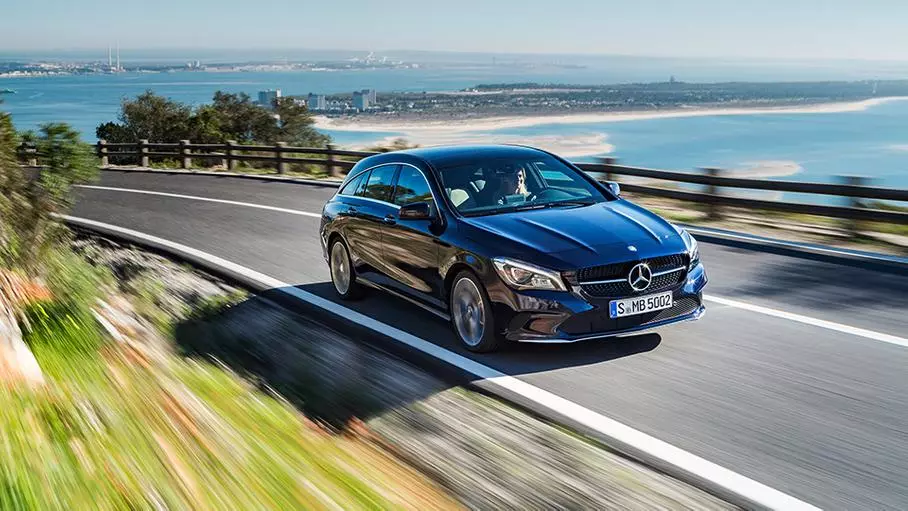 Mercedes-Benz ha aggiornato la famiglia CLA 80553_4