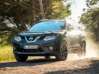 V Rusku začal zbierať nový NISSAN X-TRAIL 81016_1