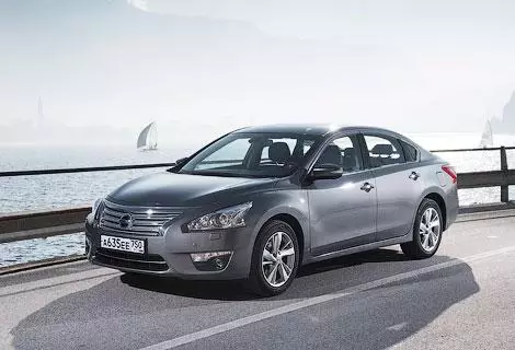 Nissan показав нову «Теану» для Росії 8102_4