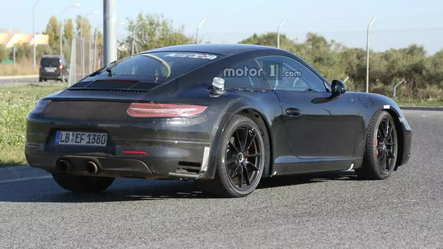 Di Porsche, tes model generasi baru 911 dimulai 83003_3