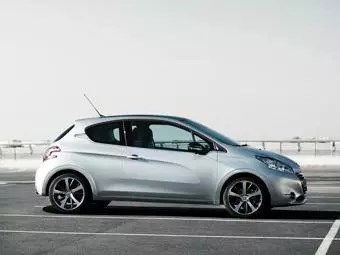 Peugeot 207 конвертирленген мураскор шыбак алат 8345_1