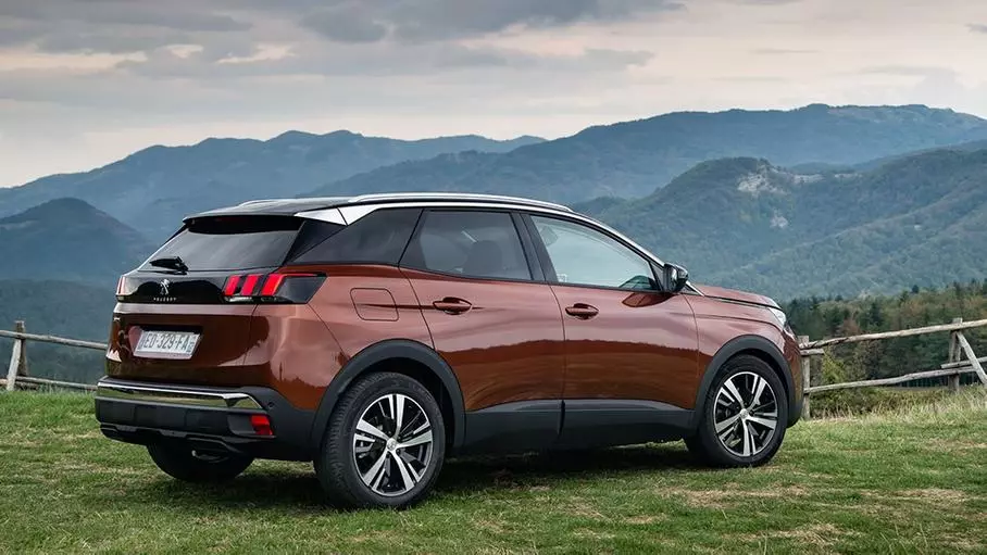 Mitengo ya Ruble ya Peugeot 3008 Adalengezedwa 8360_3