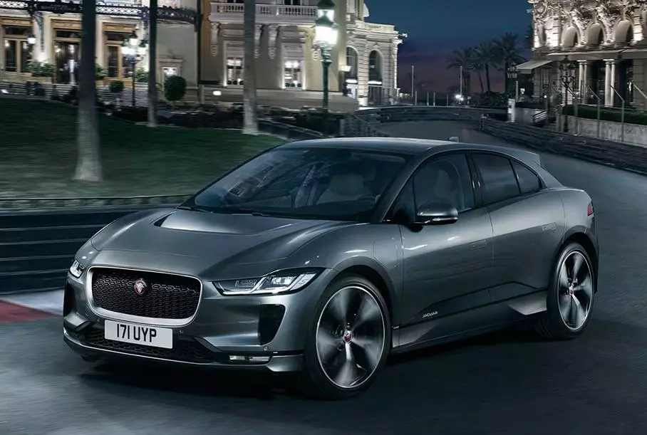 Jaguar alkoi myydä Venäjällä 400-vahva Electrocrustry 84092_1