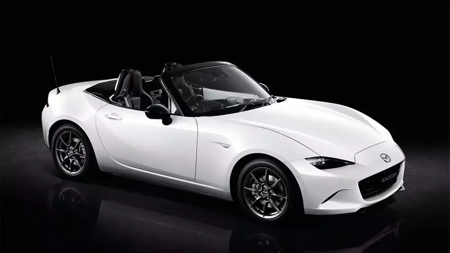 MAZDA MX-5 parādījās RS versija 84224_1