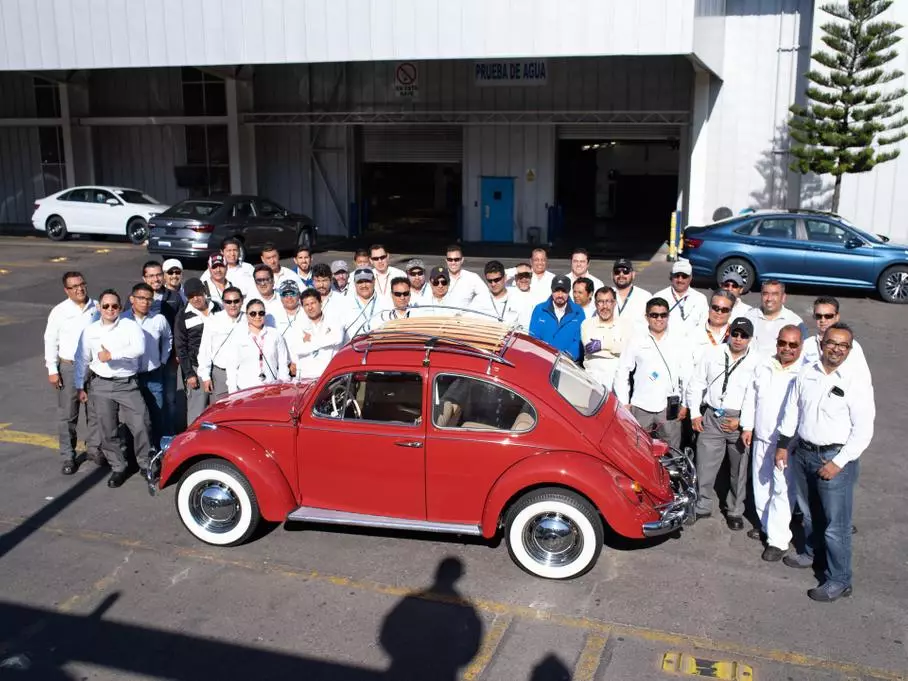 Vw toe faʻafouina beetle mo le saoloto ma se maila o 560 afe kilomita 84285_1