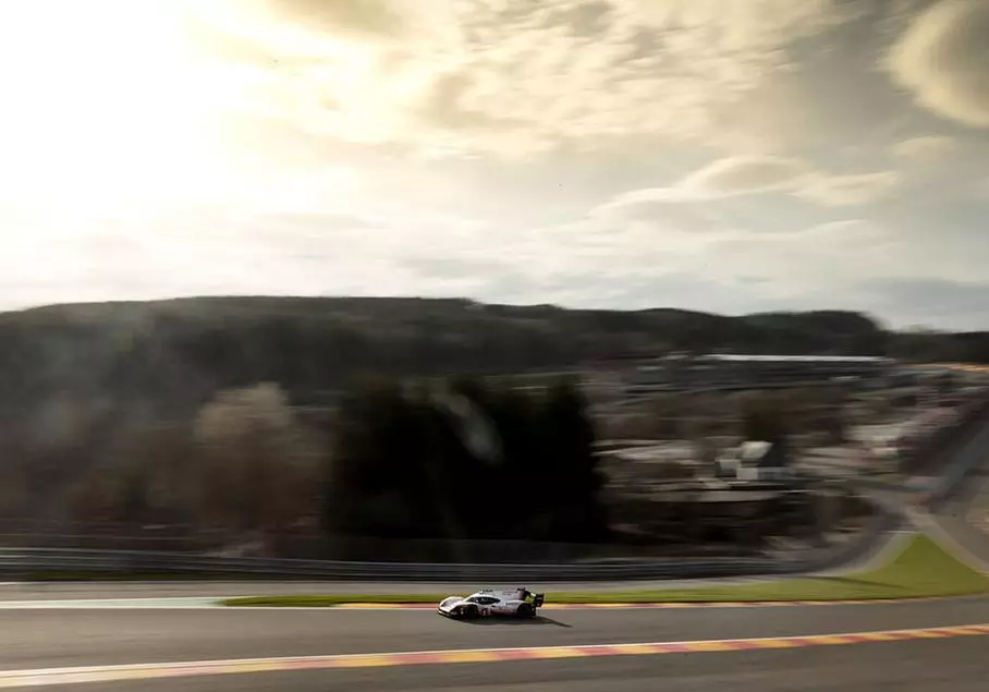 Marathon Prototype Porsche gefuer Spa-Froshos méi séier wéi d'Formel 1 Auto 8571_3