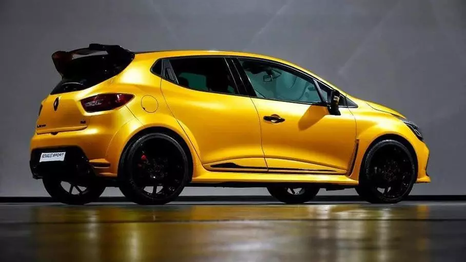 În Renault va face Hardcore Clio Rs 8707_3