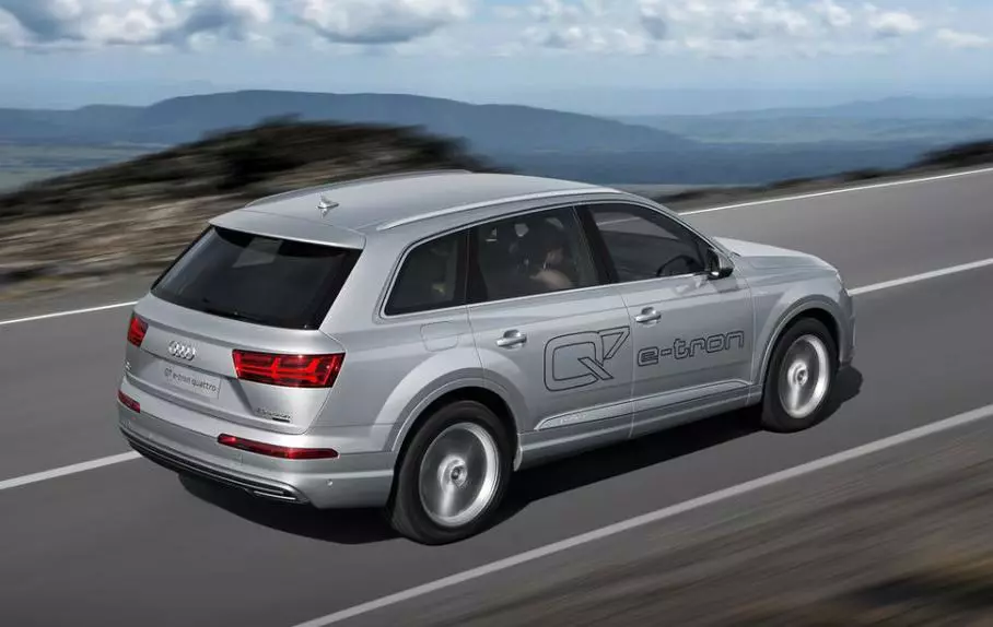 Audi inventis novan hibridan elektrocentralon por Q7 87781_2