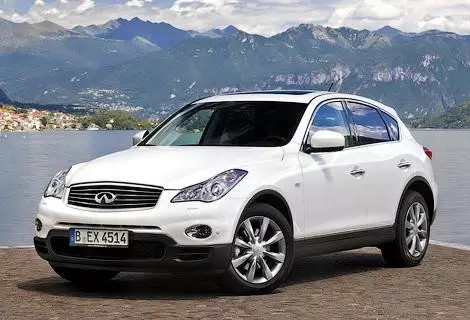 Infiniti changed for China KX50 crossover design 88144_2