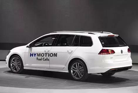 VW Golf has become the first hydrogen machine on the MQB chassis 88510_4