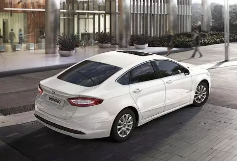 European Ford Mondeo new generation will receive LED headlights 88865_2